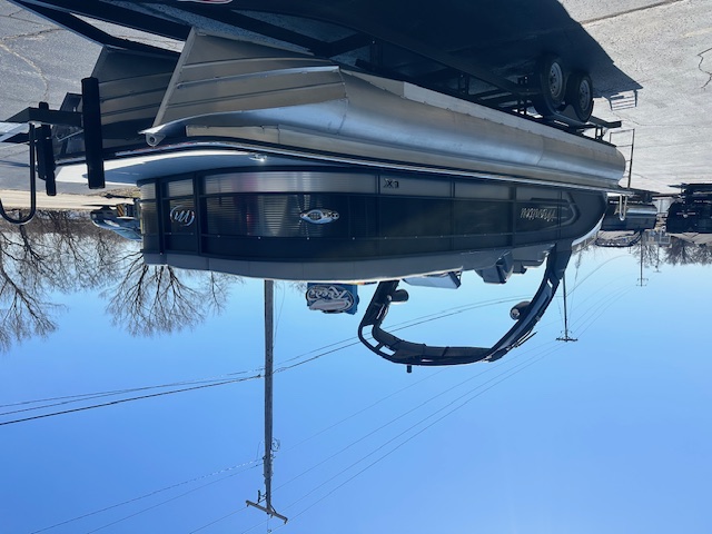 2024-Manitou-LX-25-SRS-Single-Engine-4-164 | Delavan, WI | Marine ...